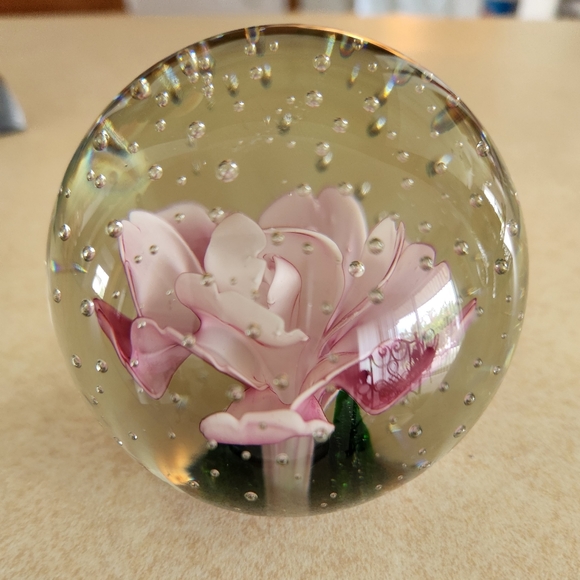 Art | Vintage Paperweight | Poshmark